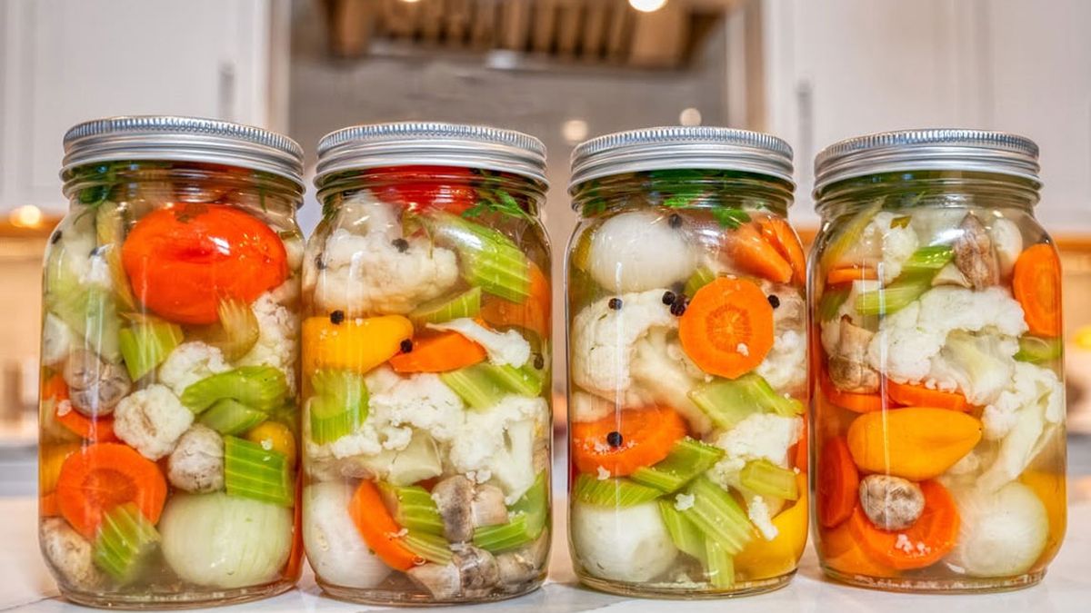 Cómo hacer pickles caseros deliciosos: la receta con verduras, vinagre ...