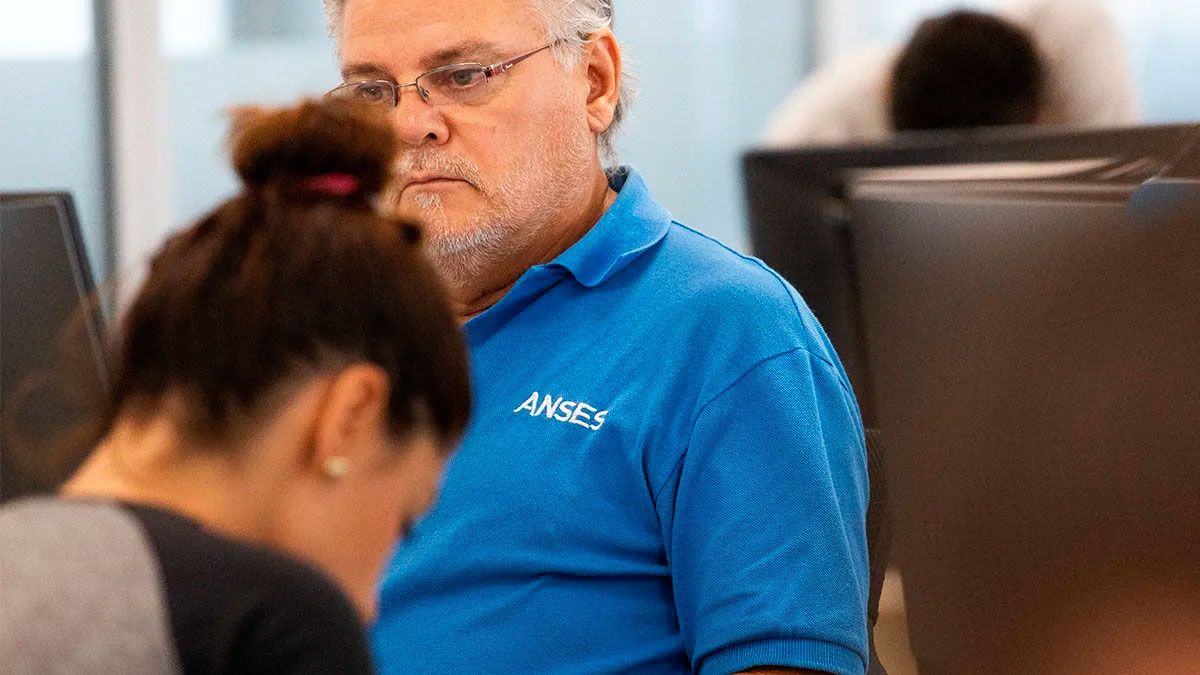 ANSES: el bono extra que recibe un grupo particular de beneficiarios ...