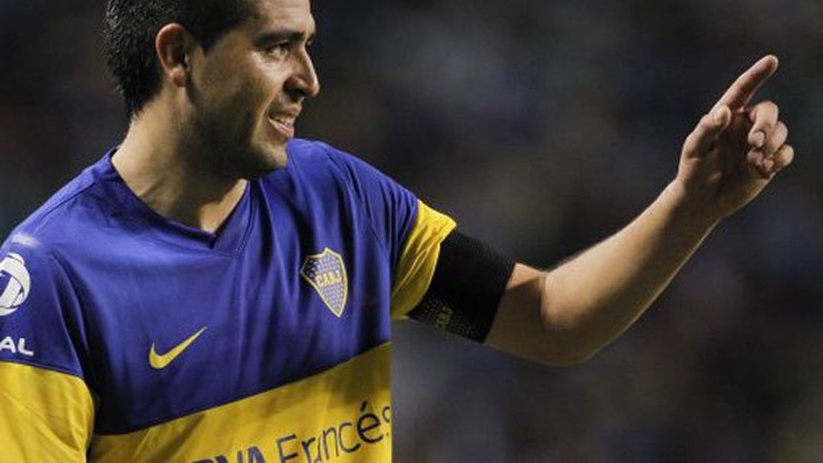 Riquelme cerca de Rosario Central