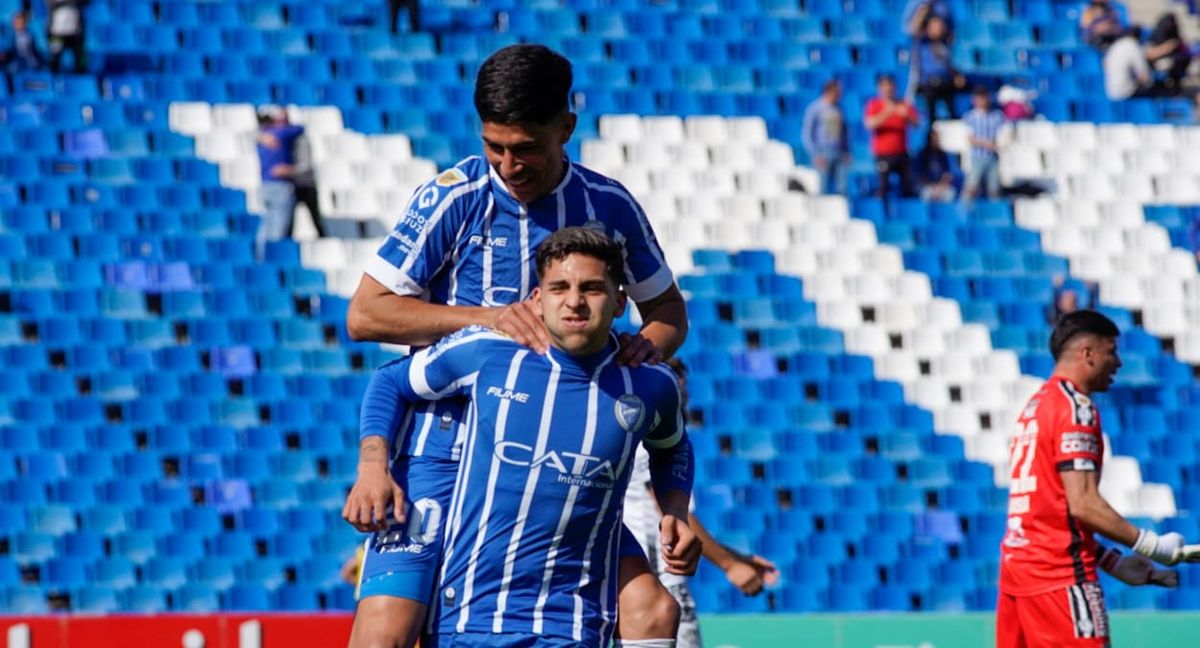 Hernán López Muñoz le dio el triunfo a Godoy Cruz a lo Maradona