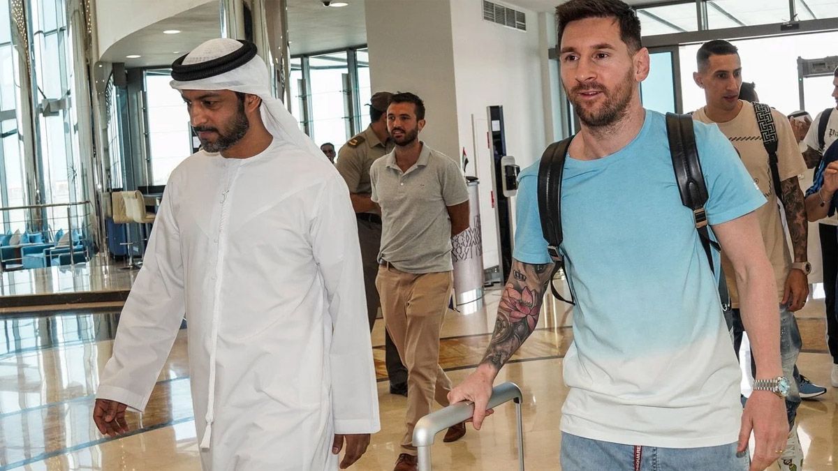 Mundial Qatar 2022: Lionel Messi ya está en Abu Dhabi