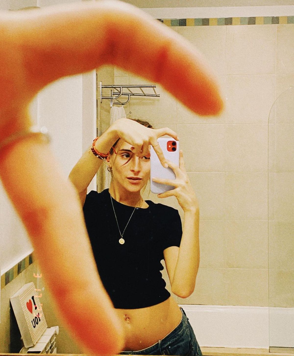 El placer es efímero: se viralizan selfies privadas de Ámbar de Benedictis en el baño y revienta ...