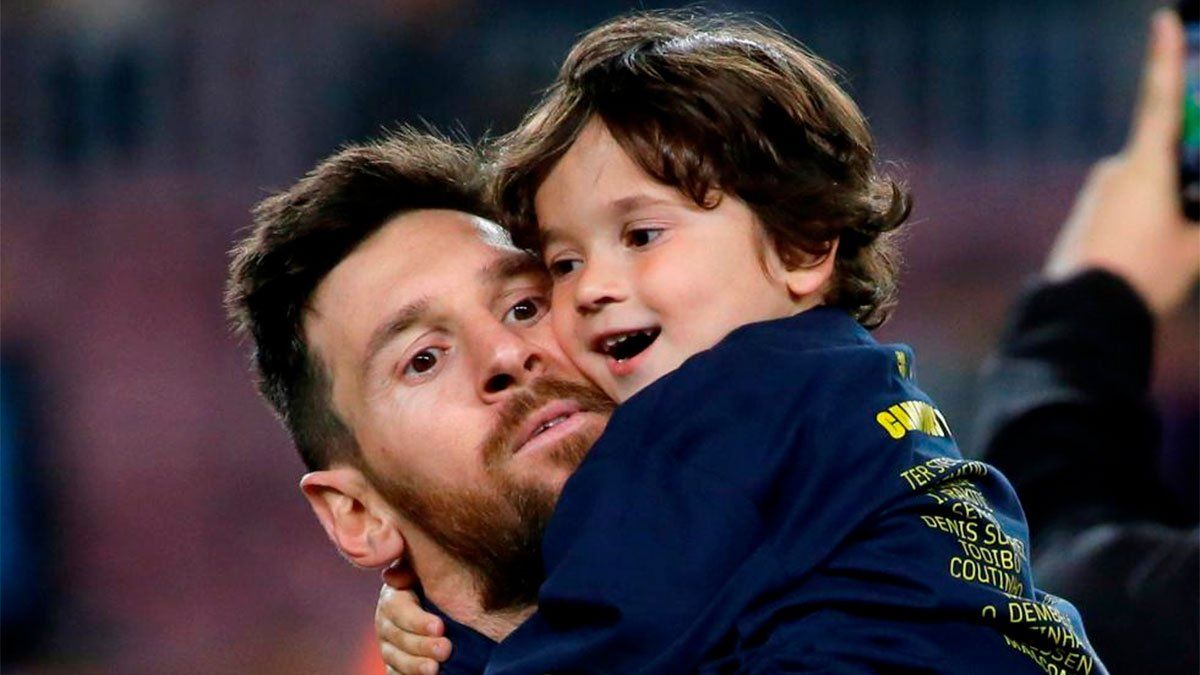 Antonela Roccuzzo y una foto de Mateo con Messi que enamora