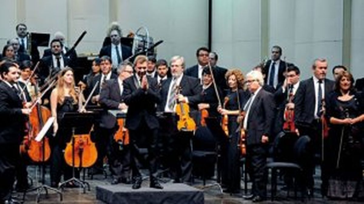 La Orquesta Filarmónica y su histórico concierto en el Colón