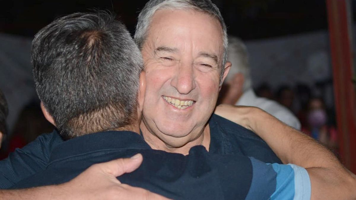 Julio Cobos alborota el avispero de la UCR para no seguir como segundos ...