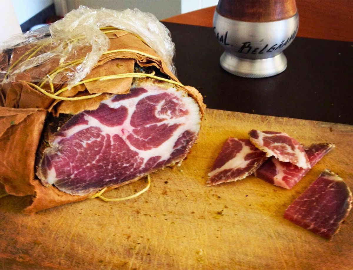 Cómo preparar una Bondiola curada irresistible: la receta casera del ...