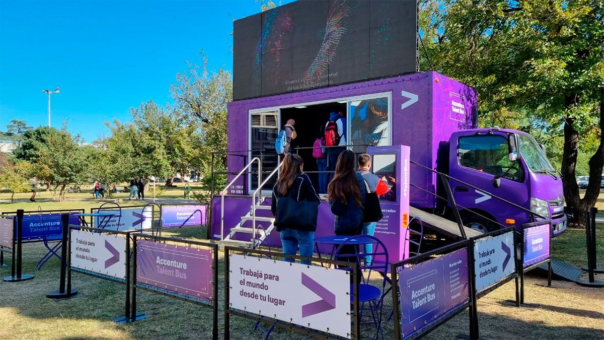 El camión tecnológico Talent Bus visitará la UTN en Mendoza