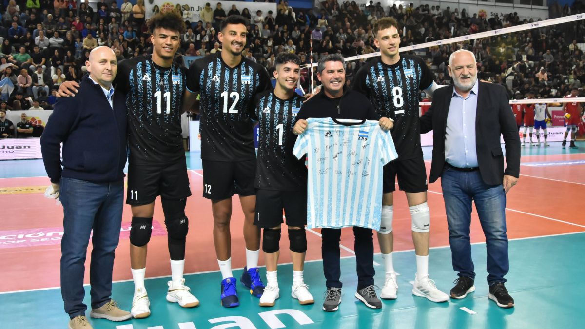 El mendocino Agustín Loser jugará la Liga de Naciones de Vóleibol que ...