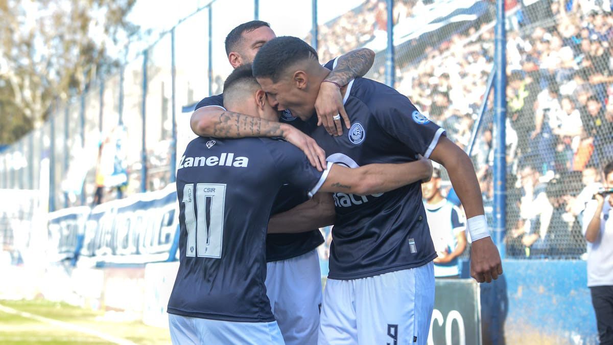 Alex Arce hace goles y alcanza números históricos en Independiente ...