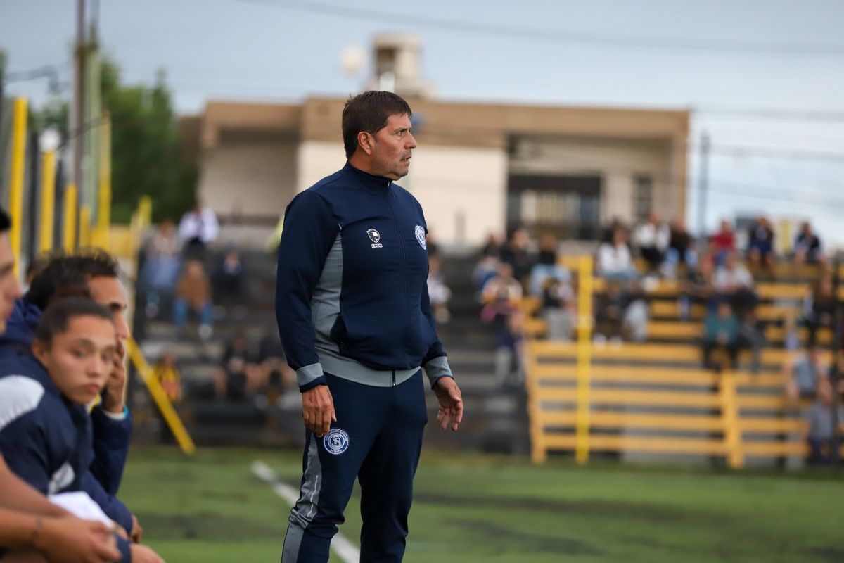 Gustavo Gallardo, el DT de Independiente Rivadavia, analizó la final ...