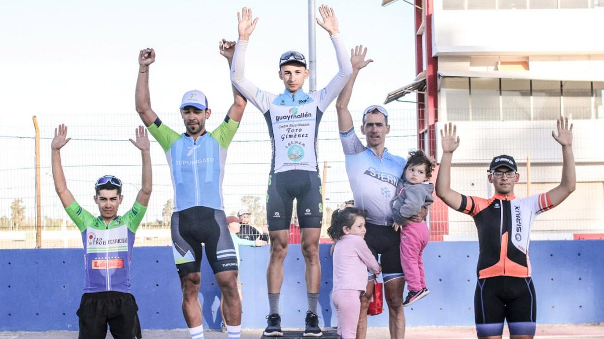 Ramiro Castro estrenó victoria en el Jorge Ángel Pena