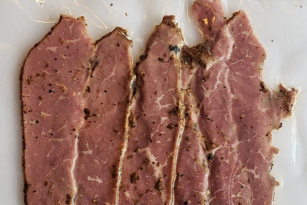 Receta de pastrami o pastrón: simple y muy sabrosa