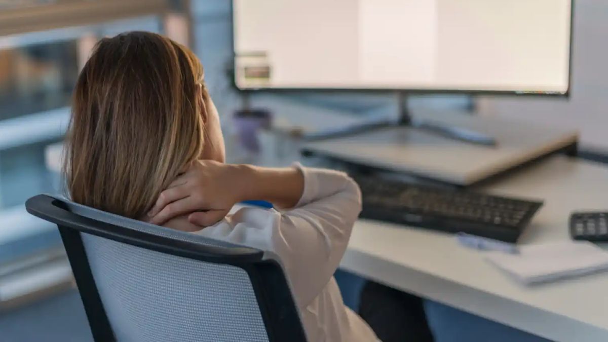 Trucos para tener la postura ideal al trabajar en la computadora