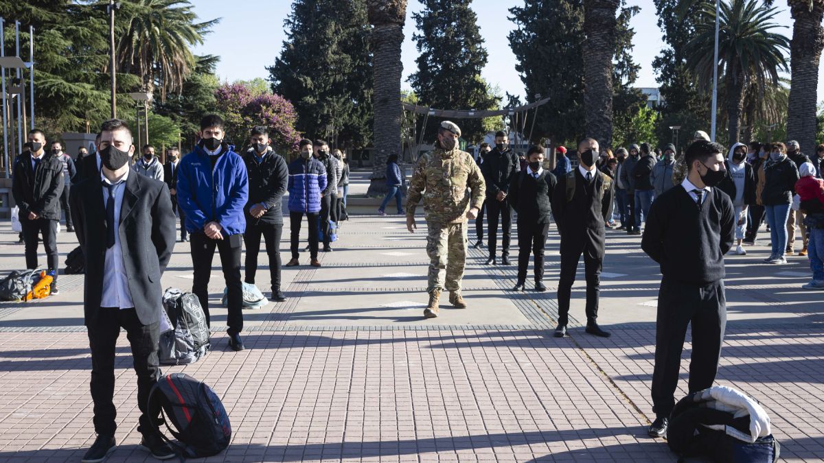 El Ejército Reclutó A Los Primeros Aspirantes A Soldados