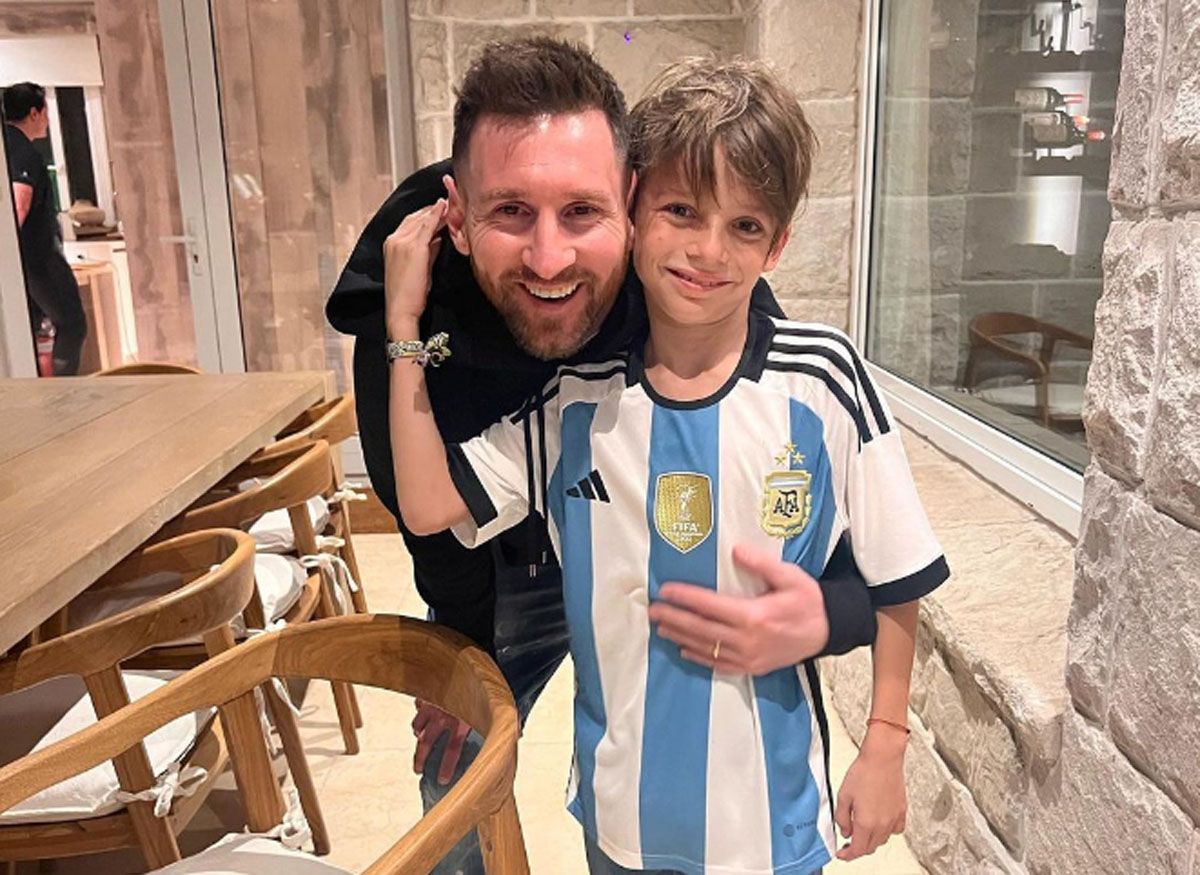 Lionel Messi y Marcelo Tinelli: cena familiar con la Copa del Mundo