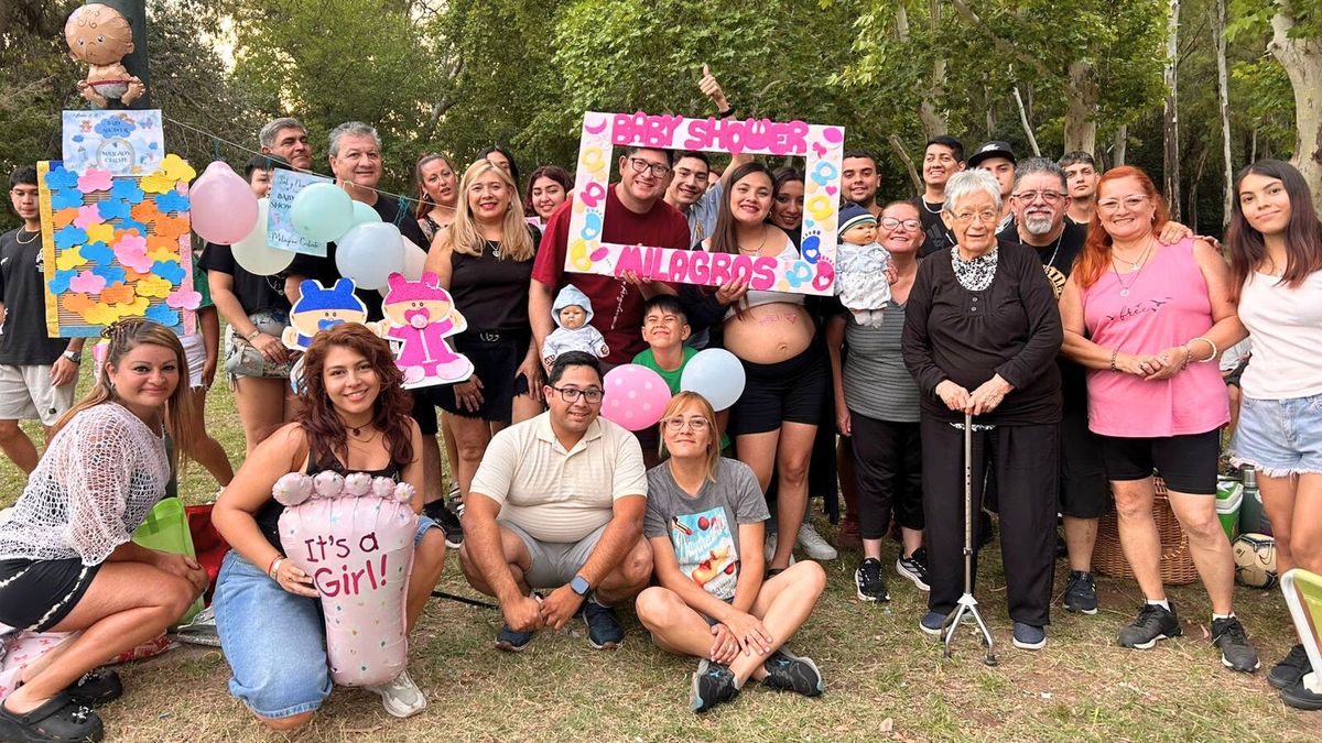 Les dijeron que no podían ser padres, pero la vida los sorprendió y lo ...
