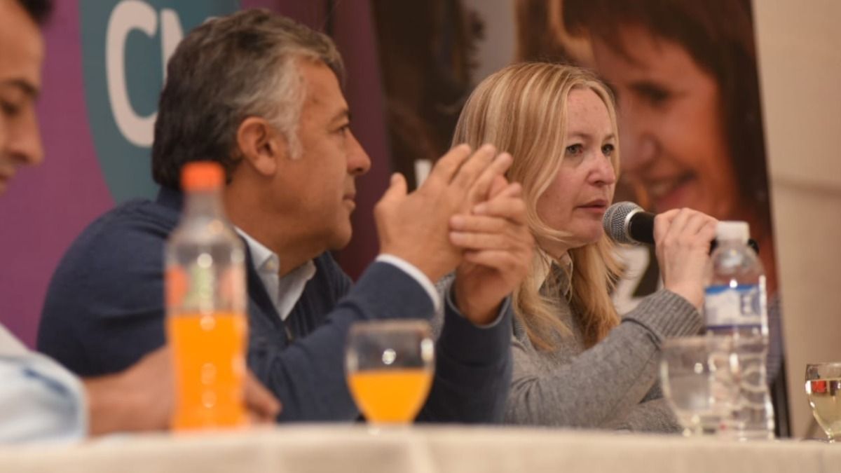 Hebe Casado acompañará a Alfredo Cornejo como precandidata a ... Hebe Casado acompañará a Alfredo Cornejo como precandidata a ...