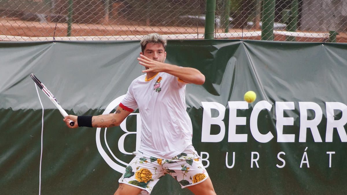 Facundo Juárez Vila debutó con un triunfo en el ITF M25 Mendoza
