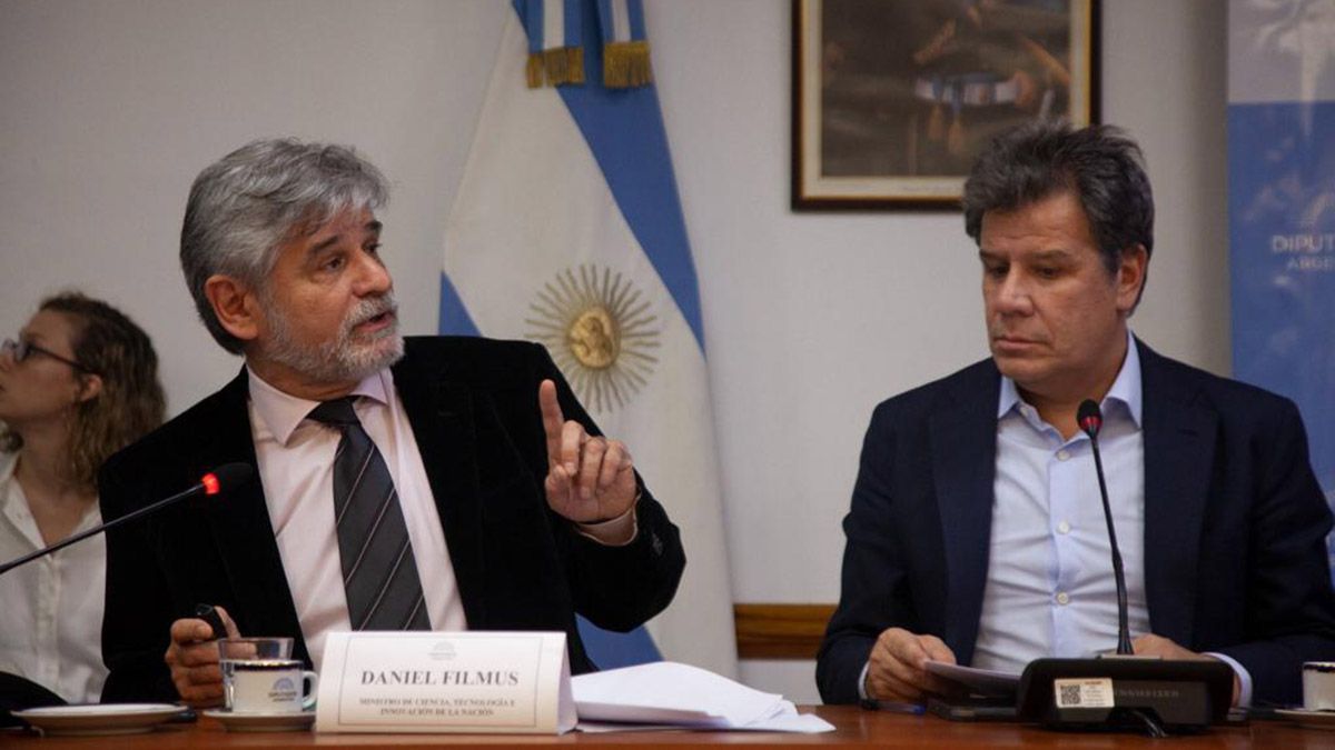 Diputados: Daniel Filmus respaldó el Plan nacional de Ciencia ...