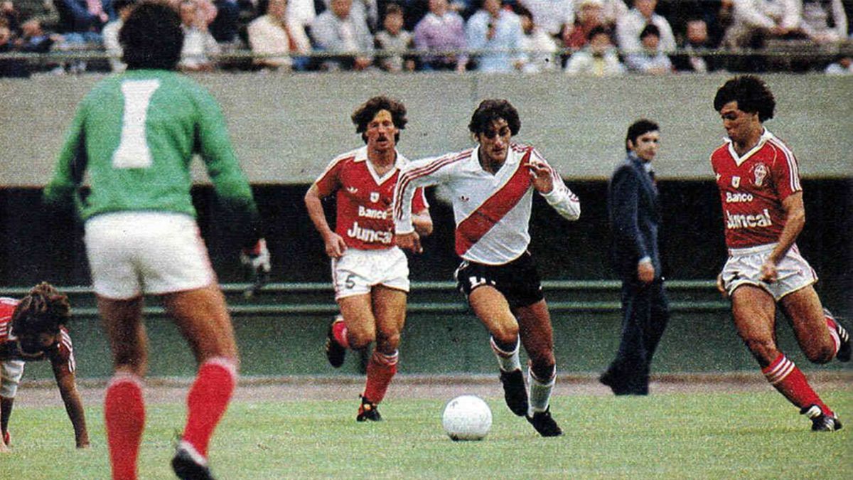 Histórico: a 36 años del debut de Enzo Francescoli en River