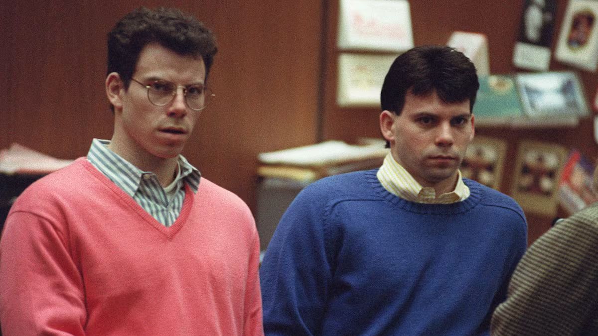 Así se ven hoy Lyle y Eric Menéndez, a 28 años de haber sido condenados ...
