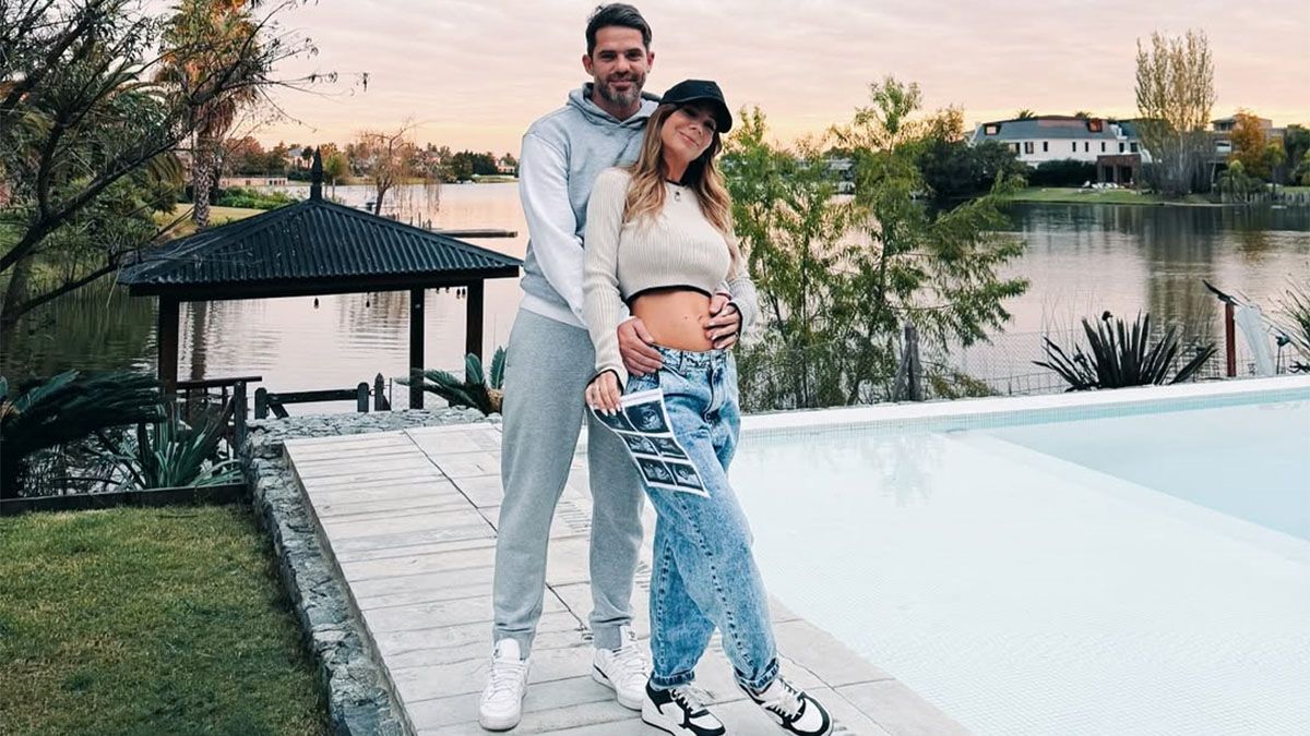 Tras su partida de Boca, Fernando Gago tendrá su primer hijo con ...