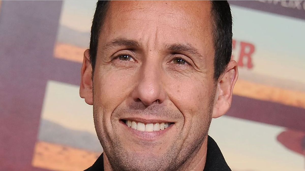 HBO Max tiene la comedia con Adam Sandler que te hará descostillar de risa