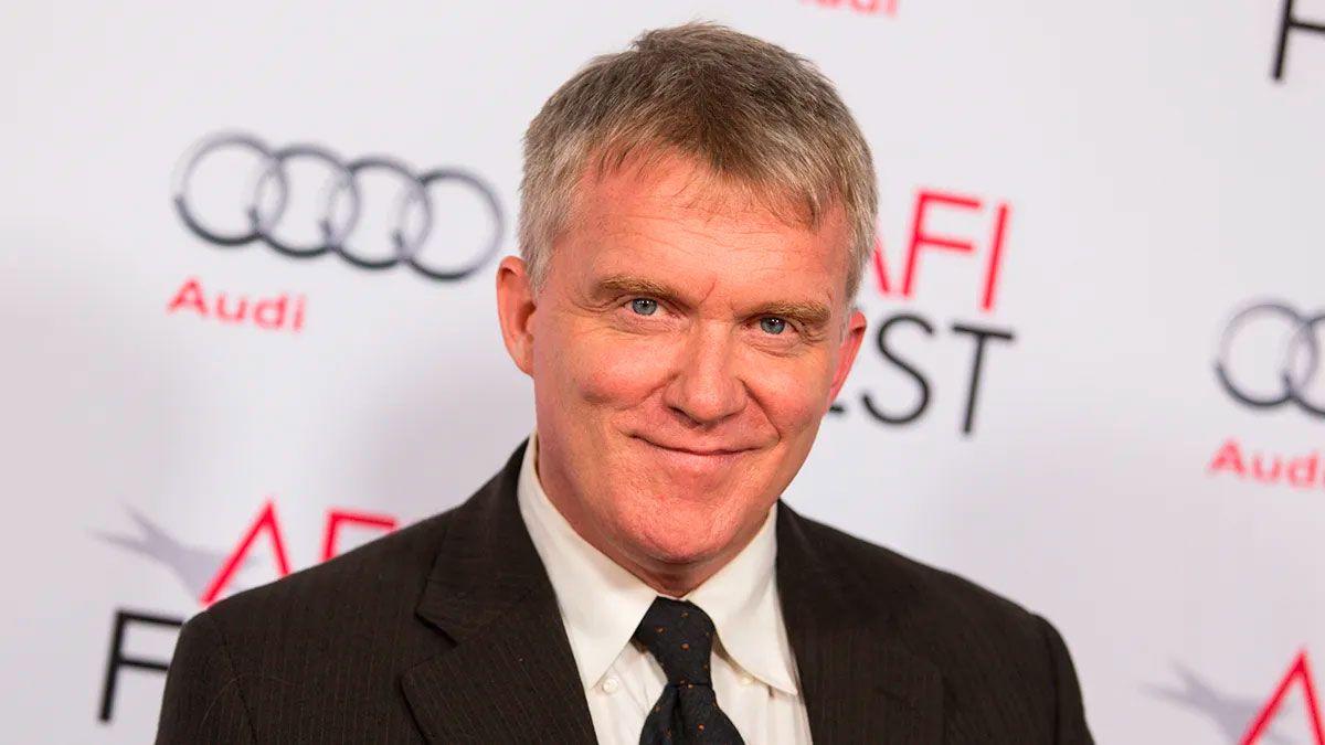 Así luce el malo de El joven manos de tijera, la película que lanzó a ...