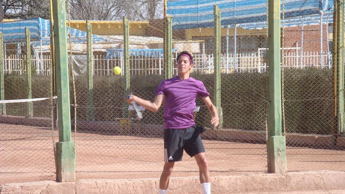 Farid Juri ganó la 7° etapa del circuito Toss Tennis