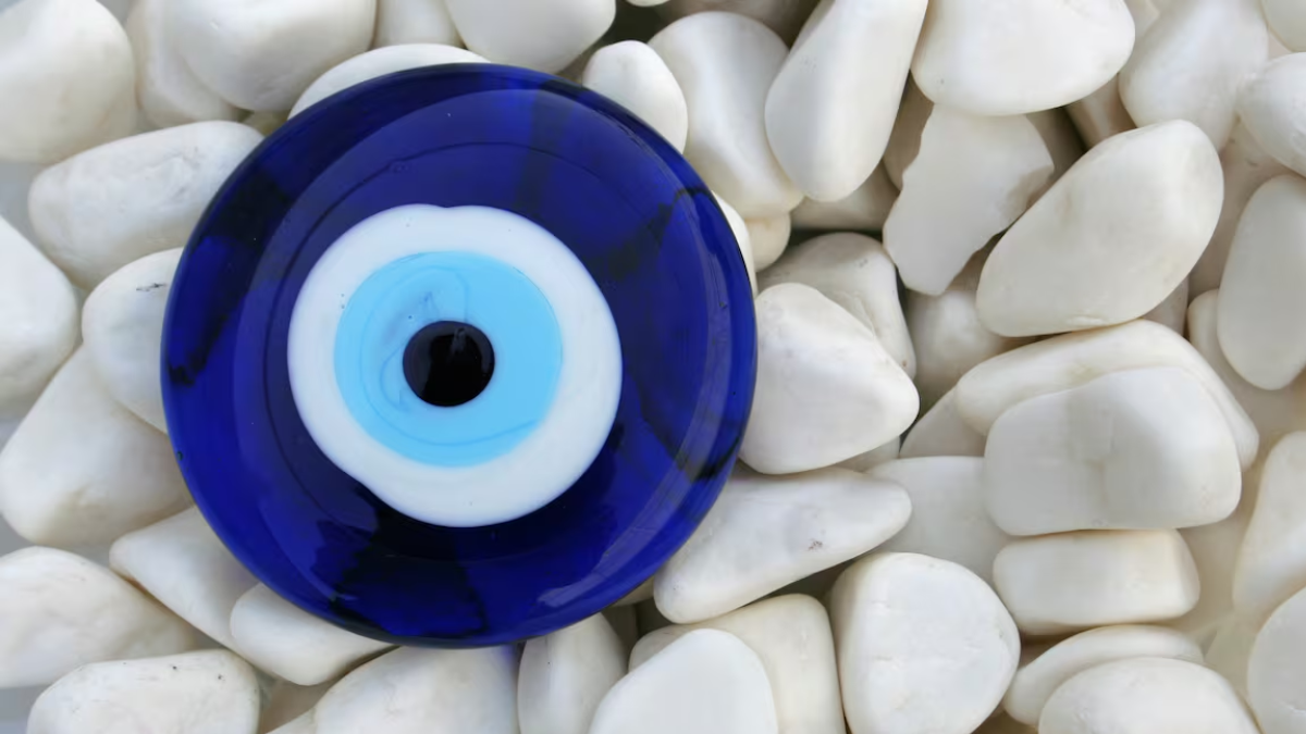 Ritual: El lugar donde debes colocar el ojo turco para atraer buena ...