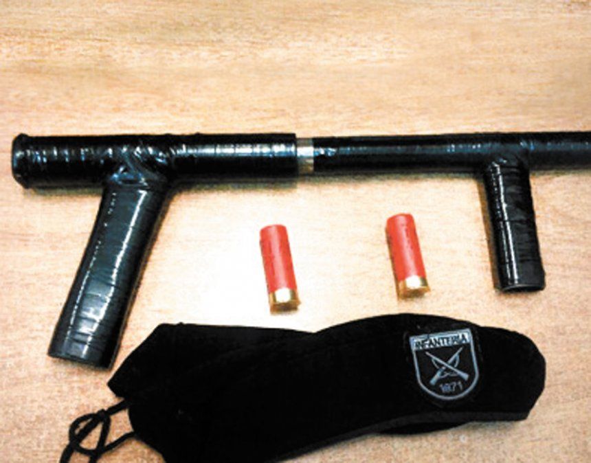 Un joven de 20 años fue detenido con un arma tumbera en su vehículo