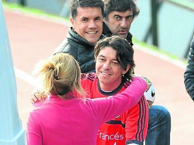 Ella, el secreto del éxito de Gallardo