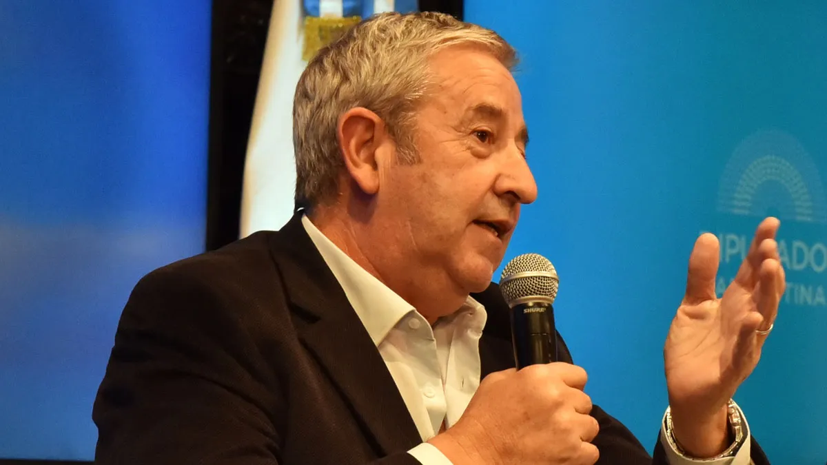 Cobos insistirá con una solución para los deudores UVA con apoyo de ...