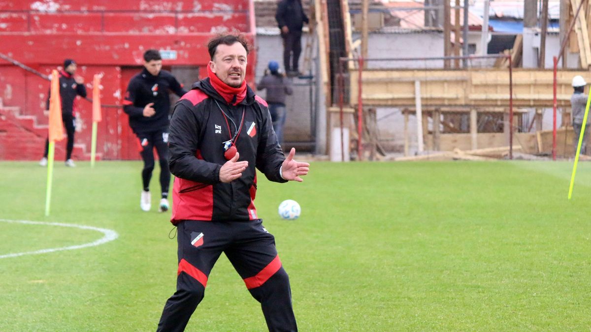 Alexis Matteo, su primer triunfo en el Deportivo Maipú y la ...