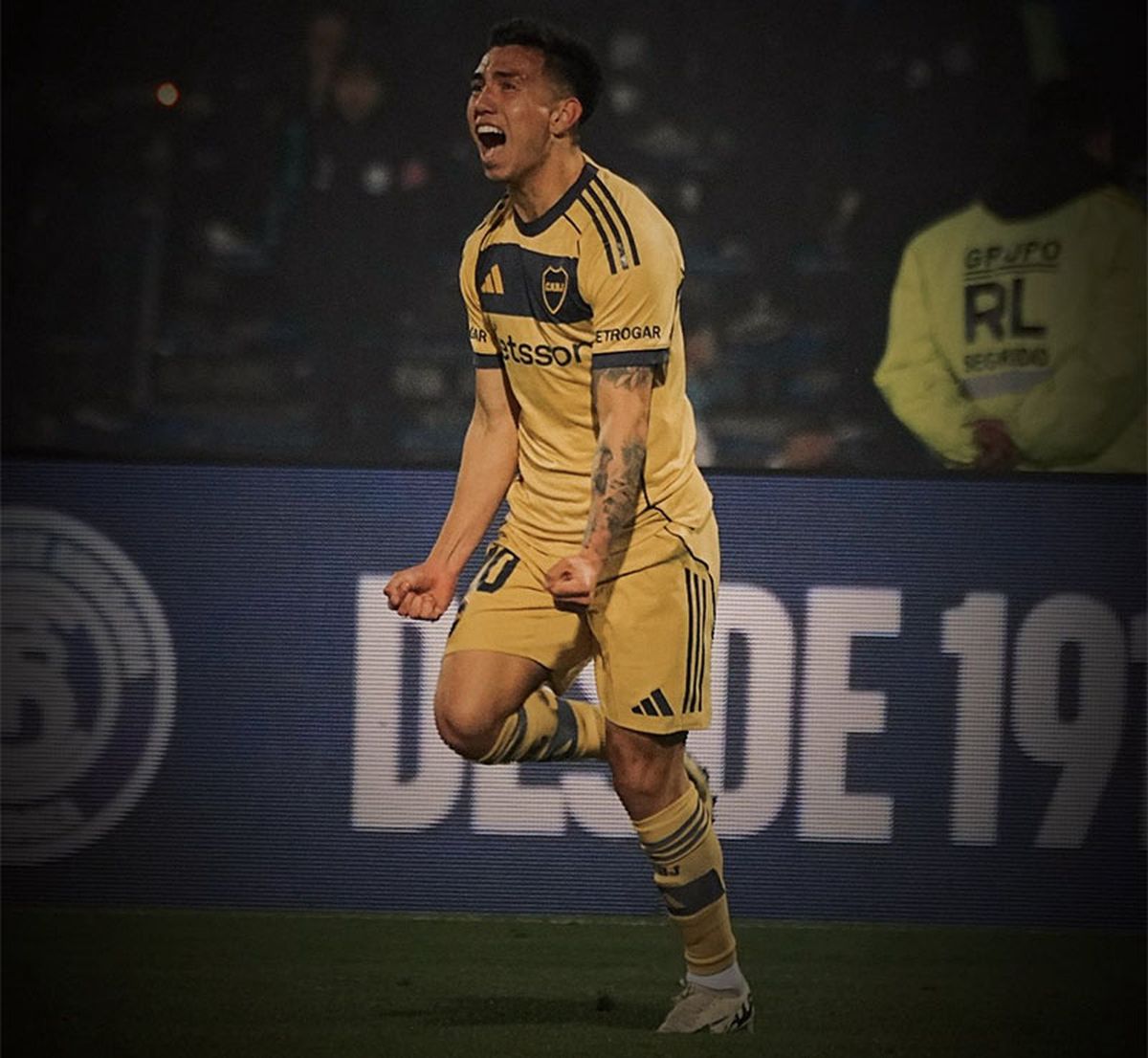 El desahogo de Alan Velasco: el mensaje emotivo después de marcar su ...