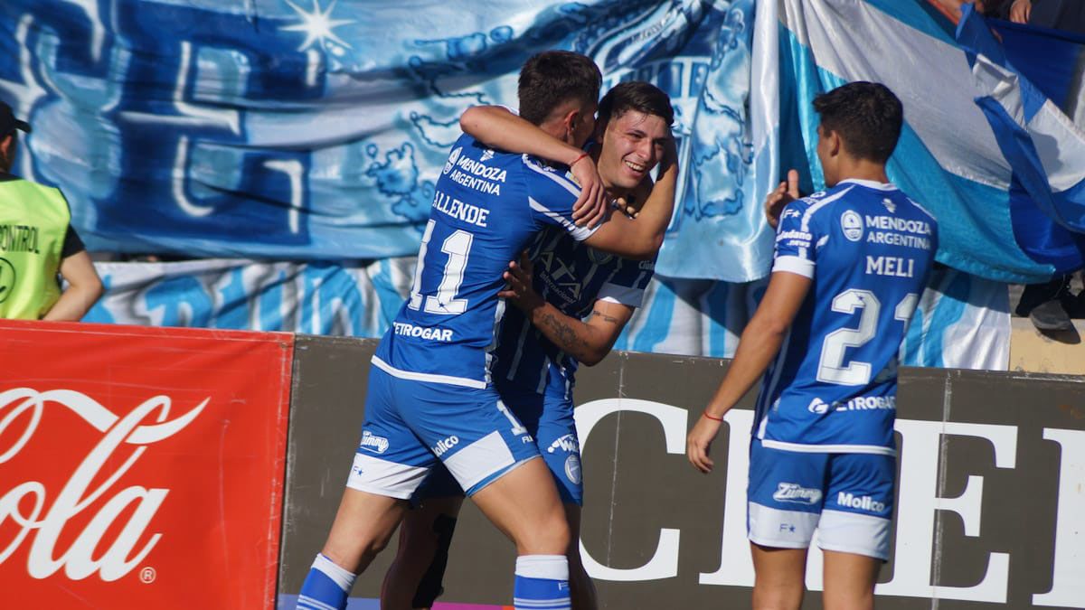 Tadeo Allende convirtió un gol espectacular para Godoy Cruz
