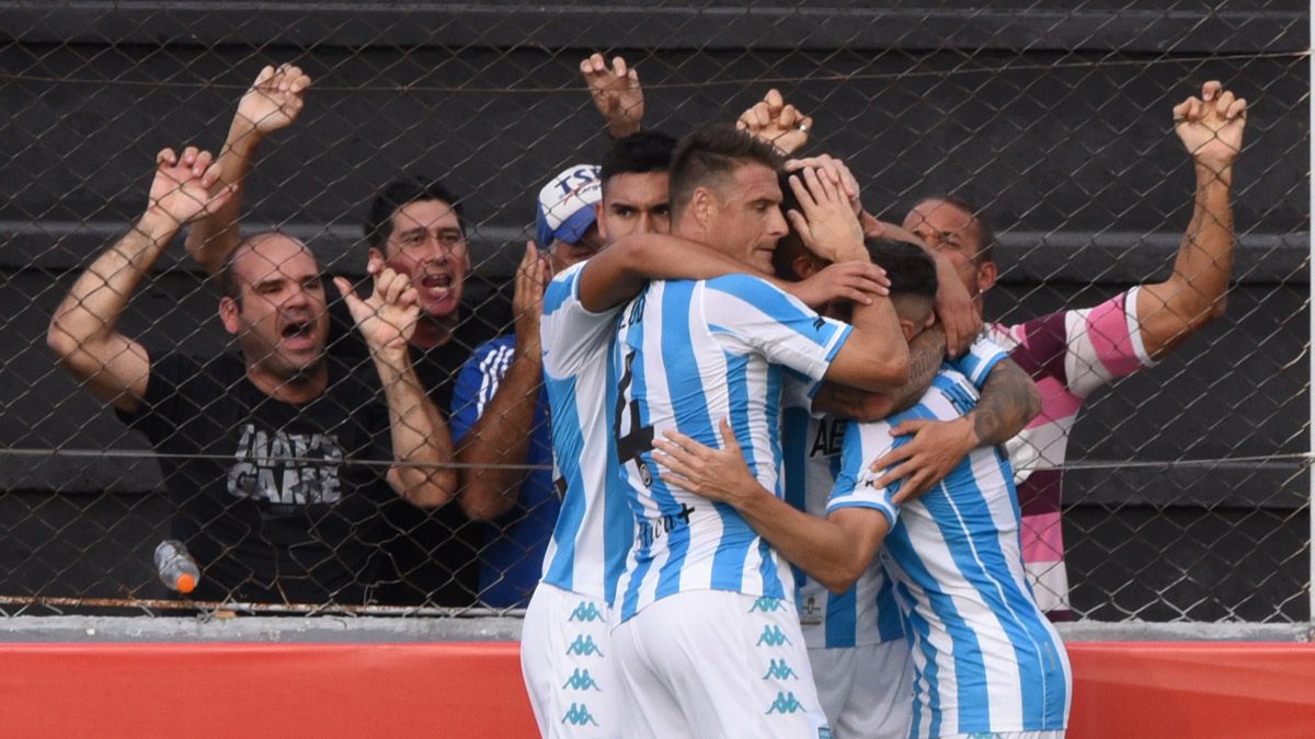 El Racing de Fernando Gago logró el récord histórico de triunfos ...