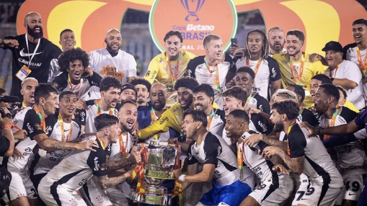 Corinthians, con el aporte de un mendocino ex Godoy Cruz, ganó la Copa ...