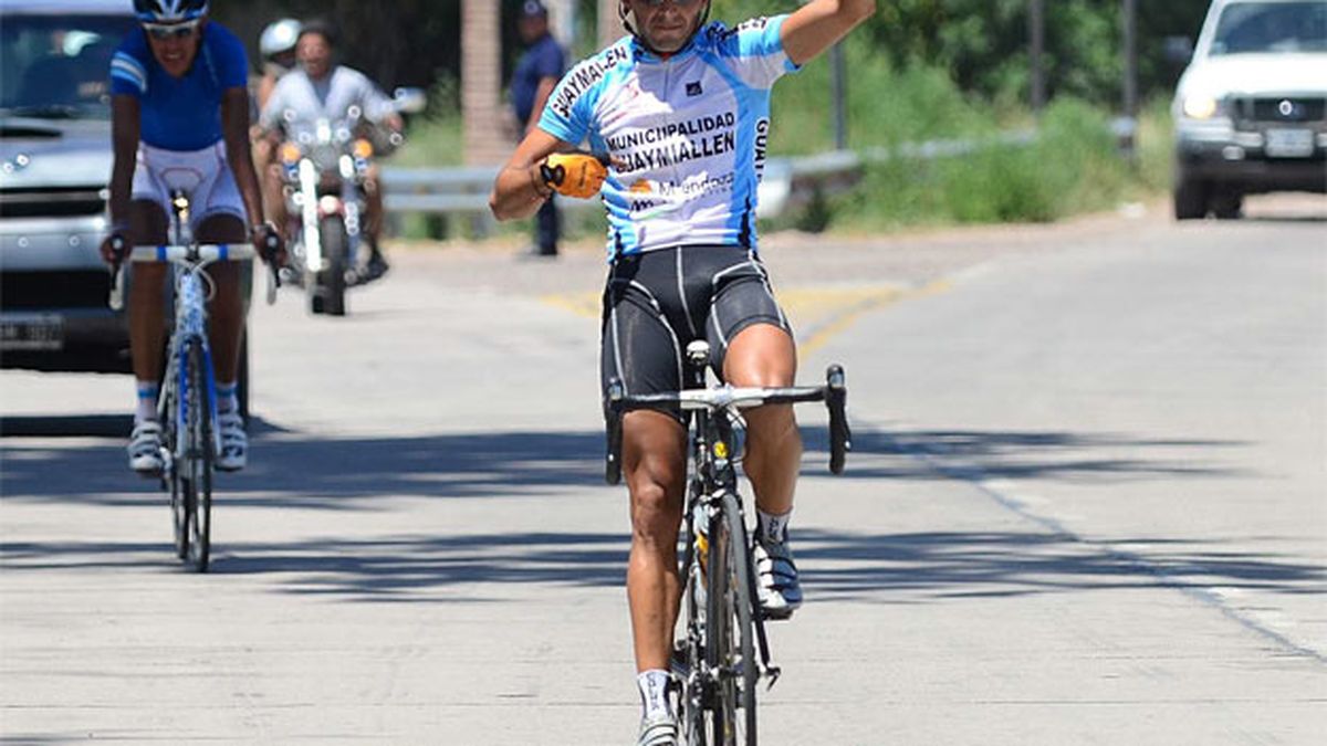 Pablo León guapeó en Las Heras