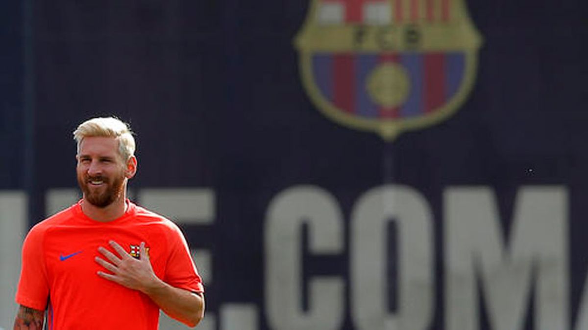 Messi hay uno sólo: el rubio de Barcelona hizo magia con su zurda