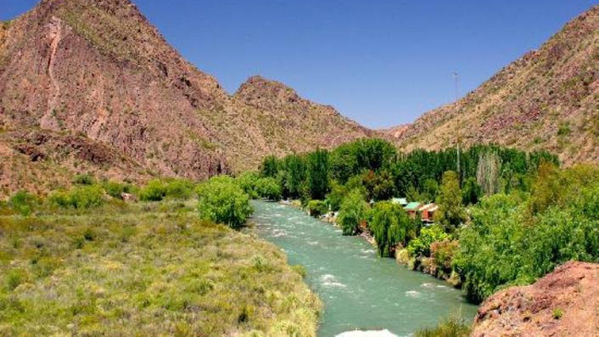 Por el conflicto del Río Atuel citan a una audiencia a La Pampa y a Mendoza