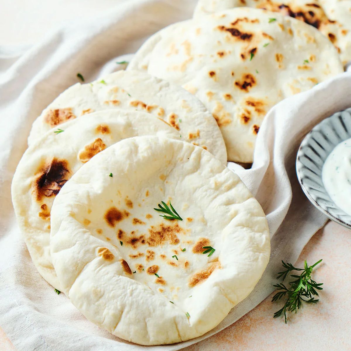 Receta de Pan pita con 5 ingredientes: el secreto para que queden ...