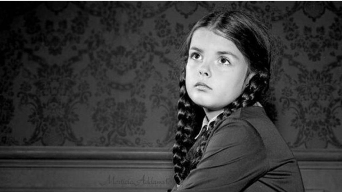 Murió la actriz que hizo de Merlina por primera vez