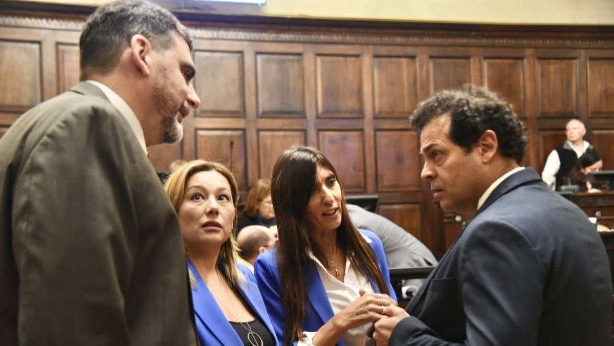 El oficialismo no logró apurar el tratamiento de la adenda de ...