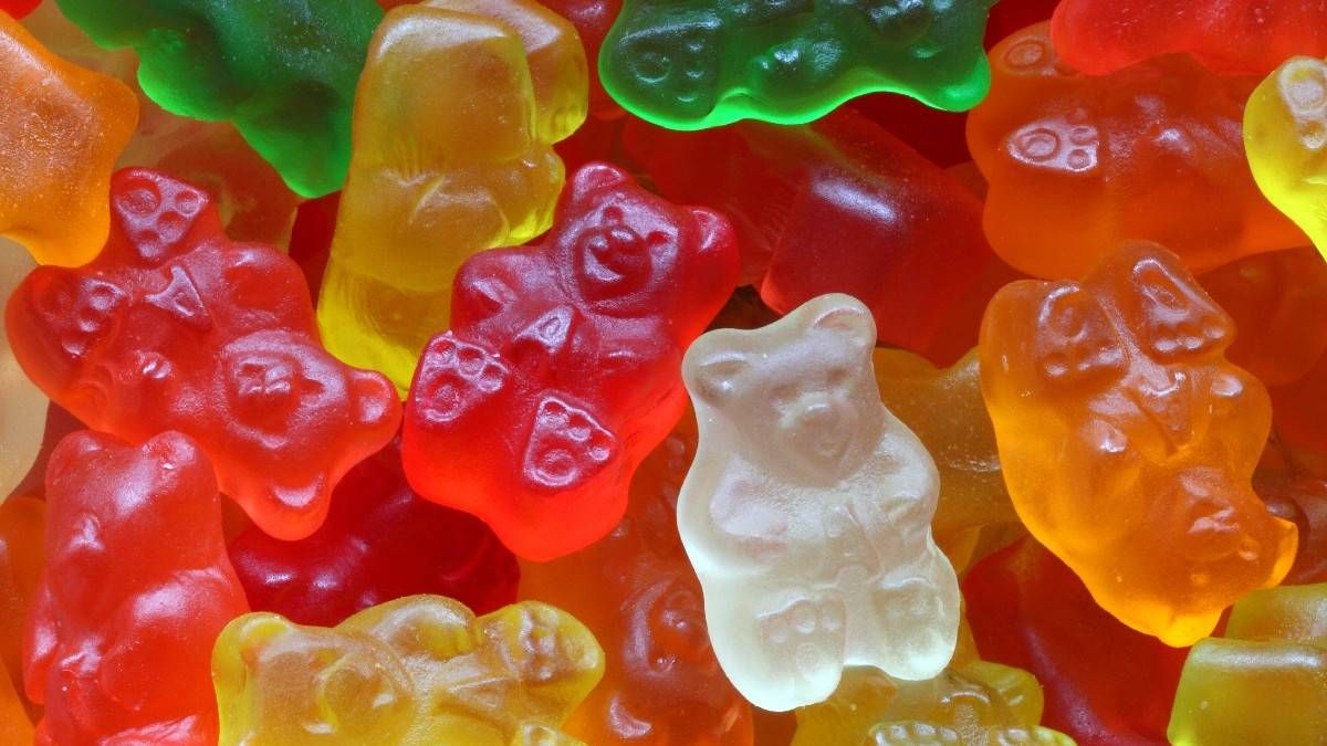 Prepara exquisitas gomitas caseras para los más chicos y grandes de la ...