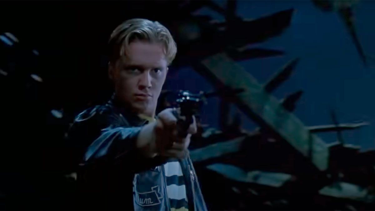 Así luce el malo de El joven manos de tijera, la película que lanzó a ...