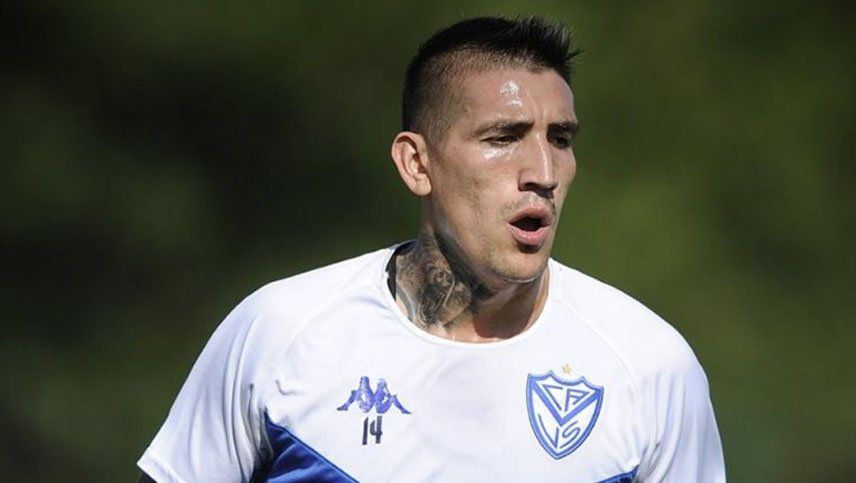 Ricky Centurión hizo su primer entrenamiento y Vélez le ganó a All Boys