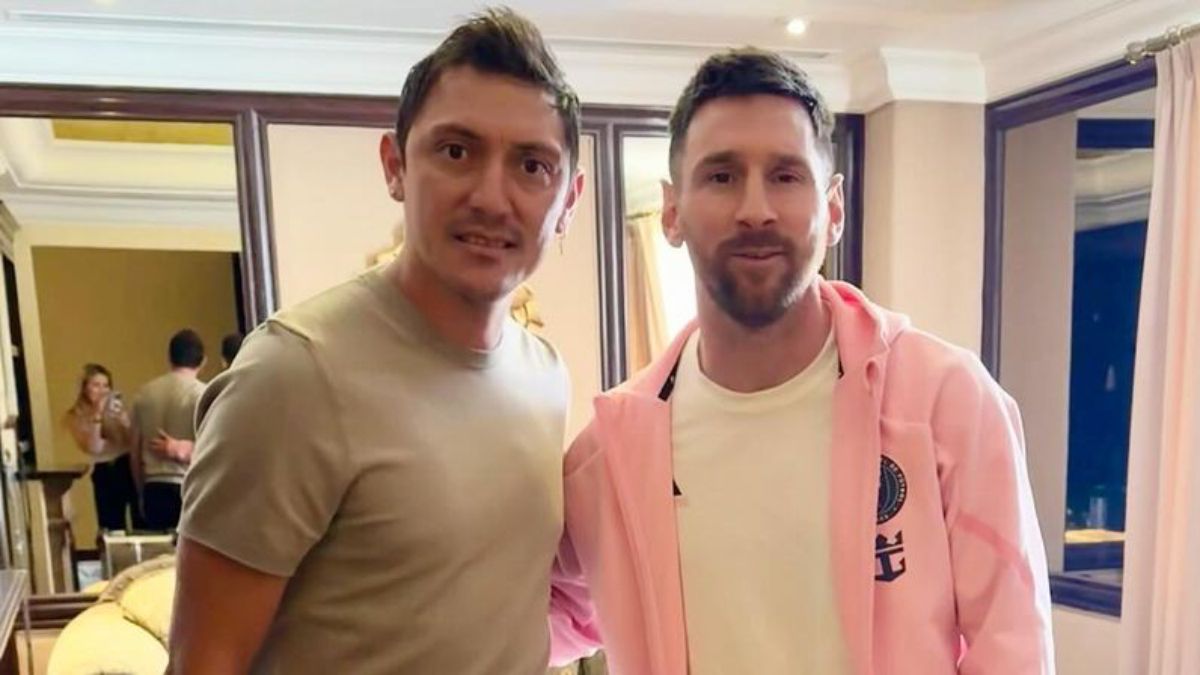 La visita de Neri Cardozo a Lionel Messi y el recuerdo de cuando fueron ...