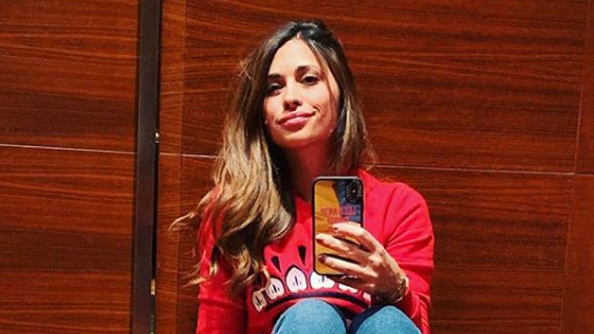 Mientras Leo Messi viaja con la Selección, Antonela disfruta en buena ...