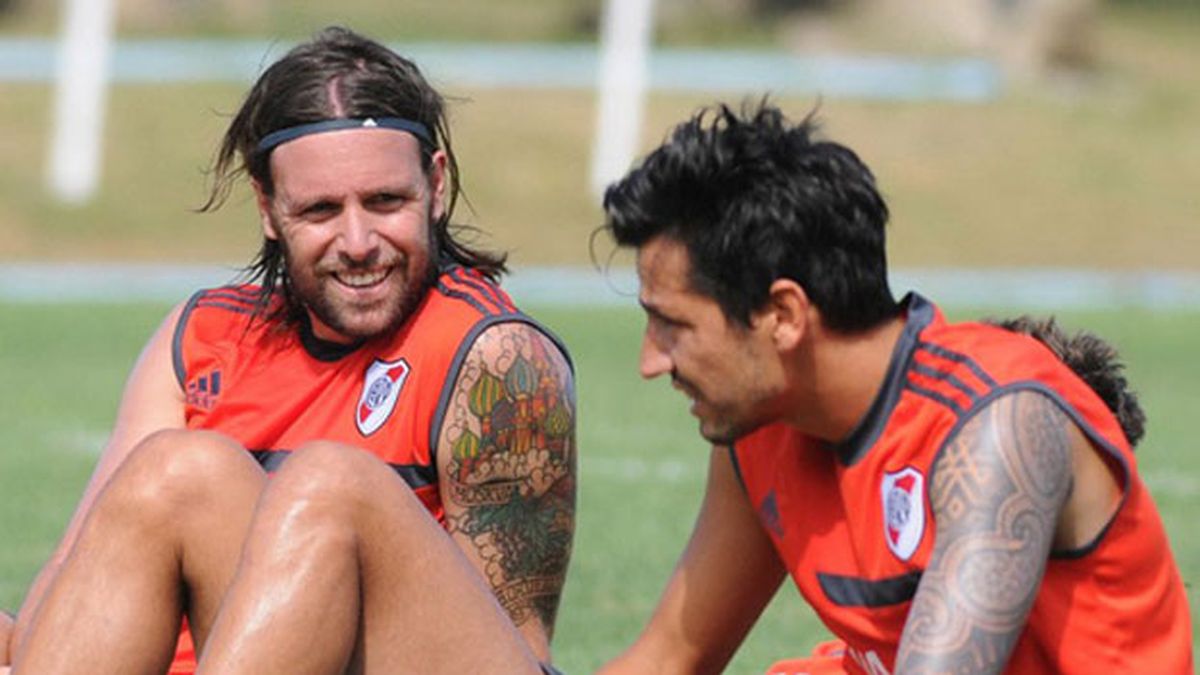 Menseguez o Cavenagui, la duda de Ramón para jugar ante Boca